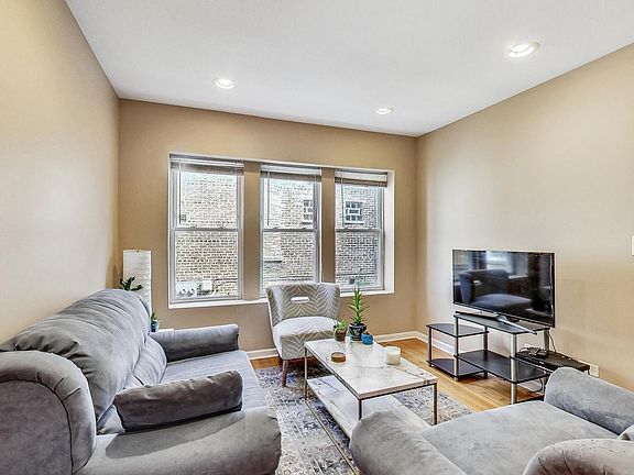 3234 N Hamlin Ave #1R, Chicago, IL 60618 | MLS #11839991 | Zillow