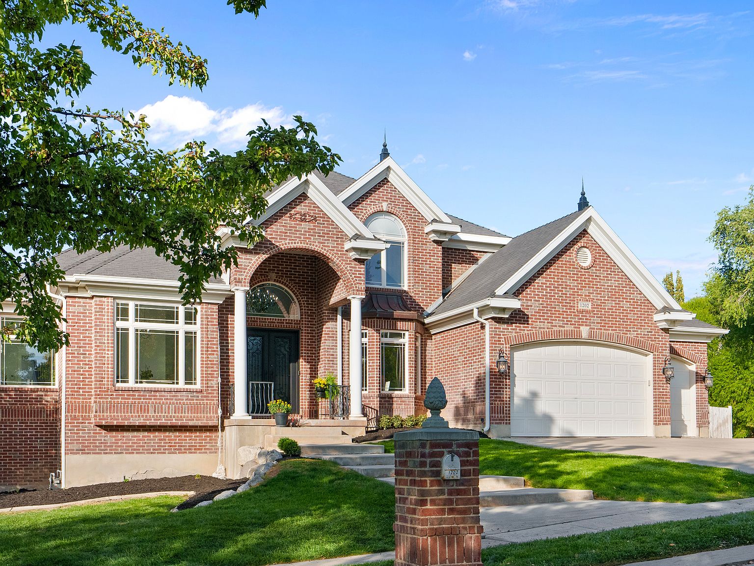 1202 W Park Palisade Dr, South Jordan, UT 84095 | MLS #2031894 | Zillow