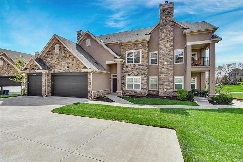 16018 Fontana St #210, Overland Park, KS 66085 | Zillow