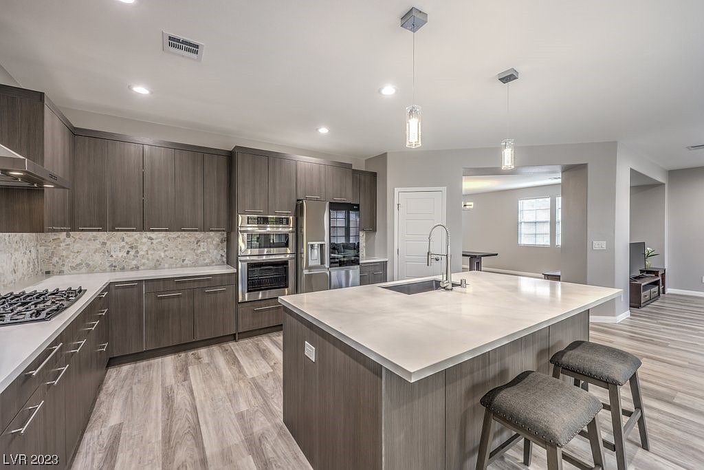 5981 Honeysuckle Ridge St, Las Vegas, NV 89148 | Zillow