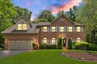 6614 Rock Lawn Dr, Clifton, VA 20124 | MLS #VAFX2254874 | Zillow