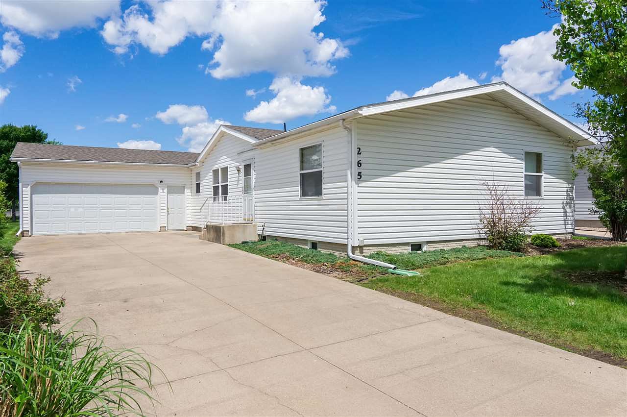 265 Paddock Cir, Iowa City, IA 52240 | Zillow