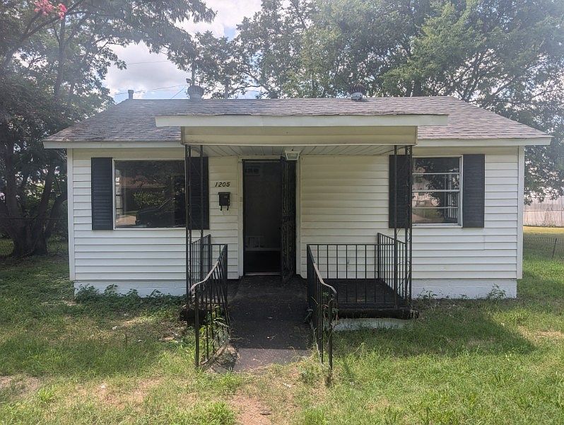 1205 6th Pl, Birmingham, AL 35214 | Zillow
