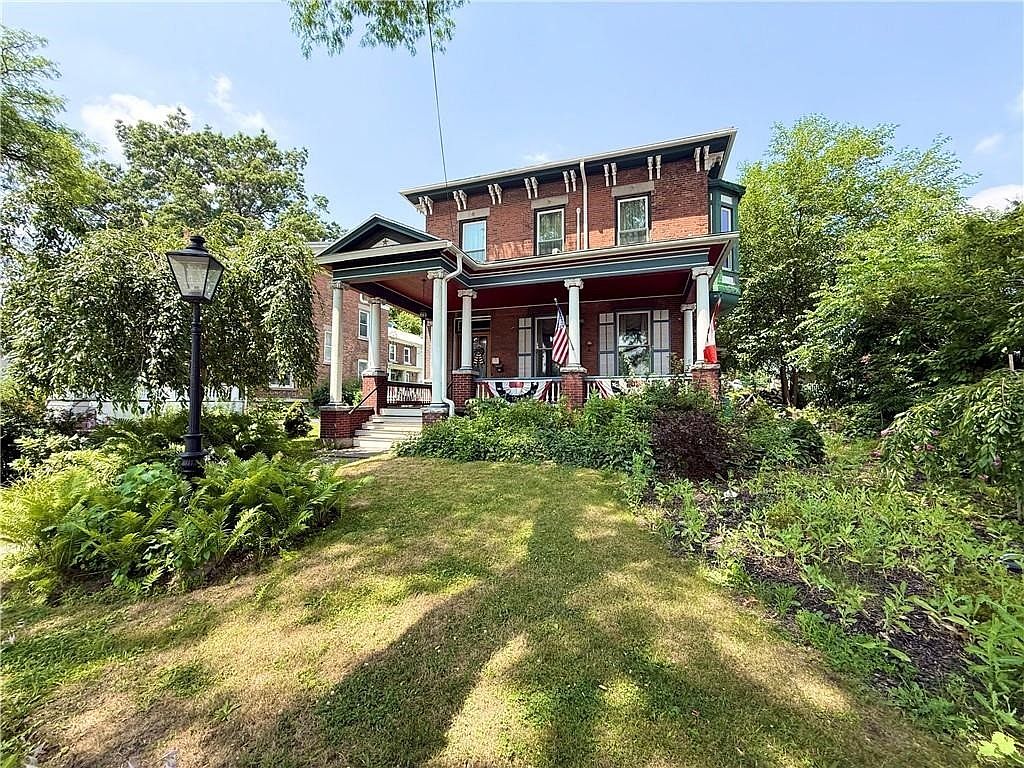 36 W Main St, Waterloo, NY 13165 | Zillow