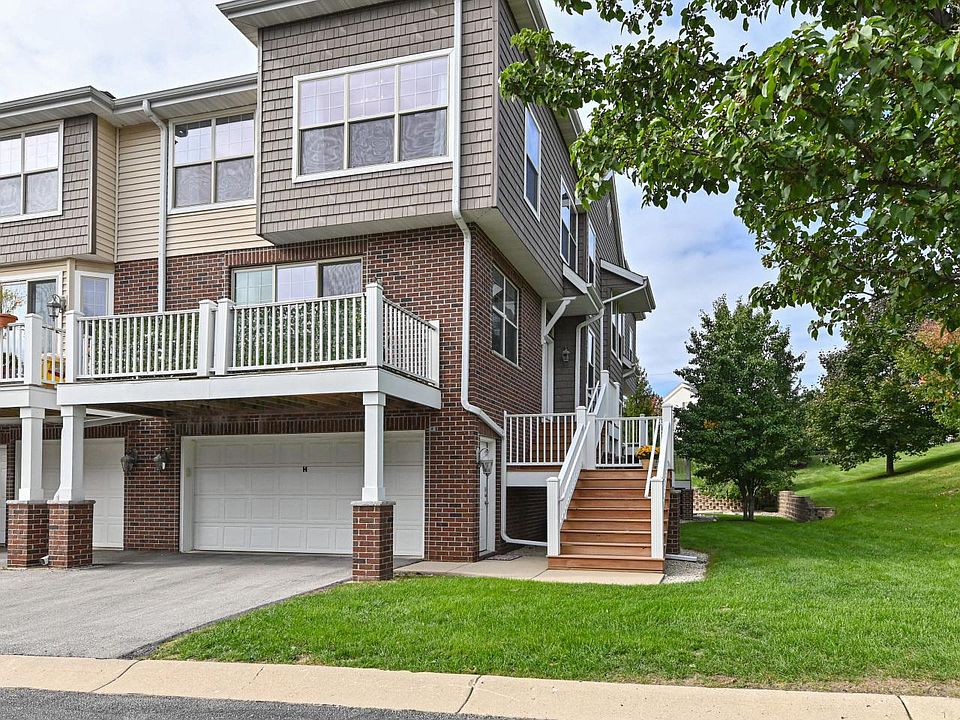 812 Timber Ridge COURT UNIT H, Waukesha, WI 53189 | MLS #1853527 | Zillow