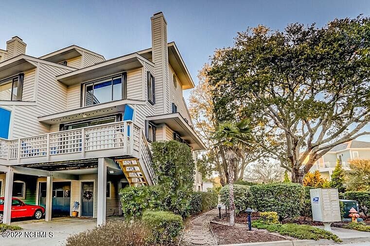 7 Lookout Harbor, Wrightsville Beach, NC 28480 | Zillow