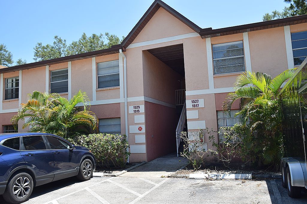 1525 Pinewood Dr NE, Palm Bay, FL 32905 | Zillow