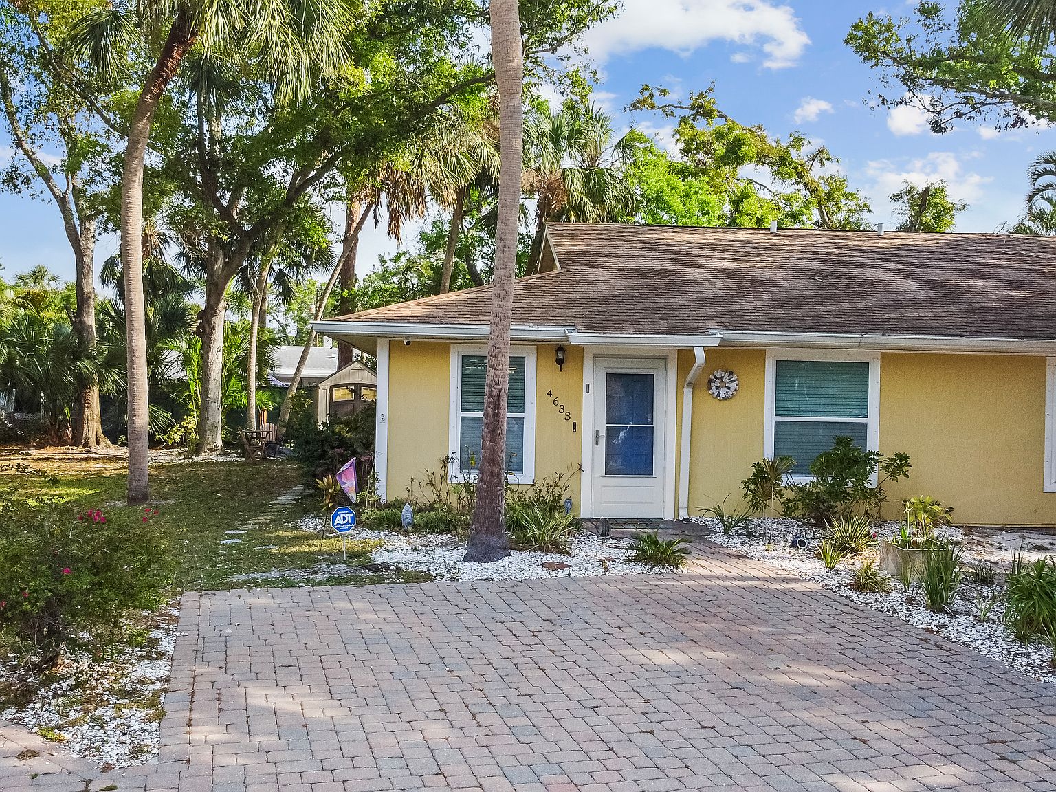 4633 Summerwind Dr, Sarasota, FL 34234 | Zillow