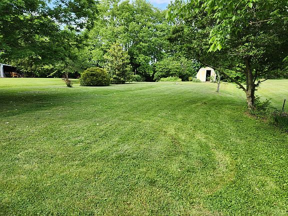 100 Lynn St, Middleburg, KY 42541 | MLS #23009264 | Zillow