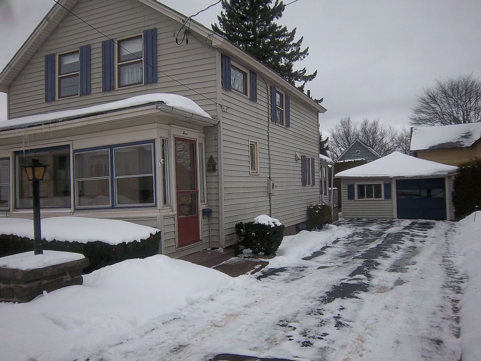 4 Lindsay Ave, Tupper Lake, NY 12986 | Zillow