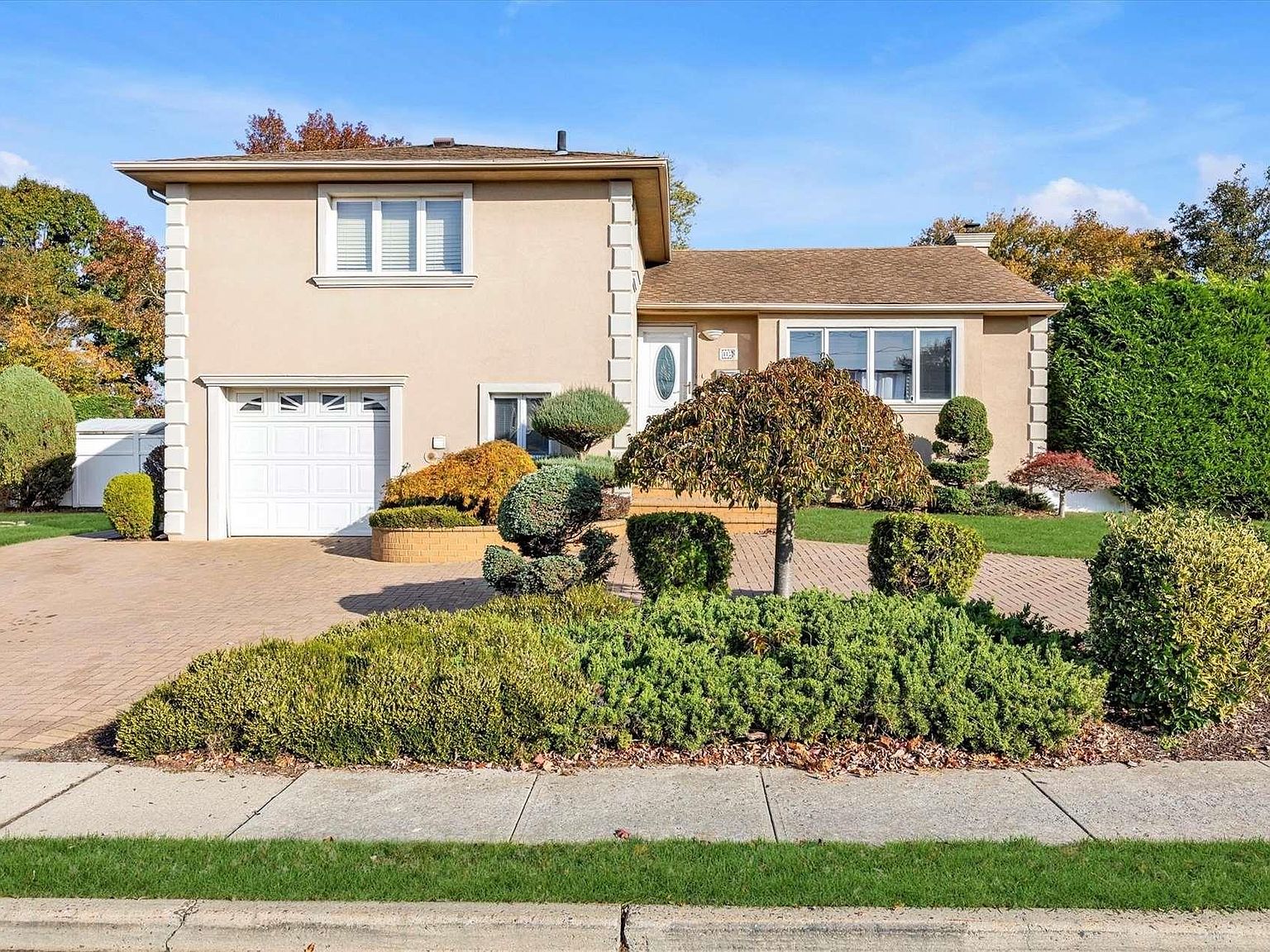 115 Haypath Road, Plainview, NY 11803 | Zillow