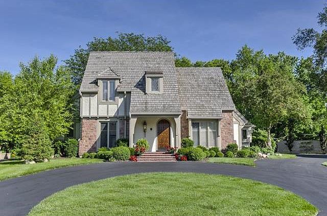 9505 State Line Rd, Kansas City, MO 64114 | Zillow