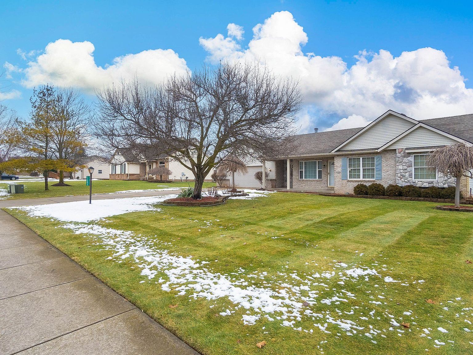 11251 Cathy Dr, Goodrich, MI 48438 | Zillow