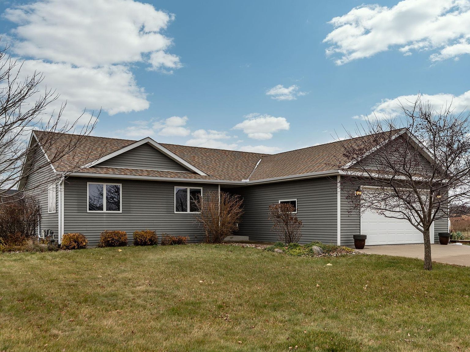 586 Dover St SE, Dover, MN 55929 | Zillow