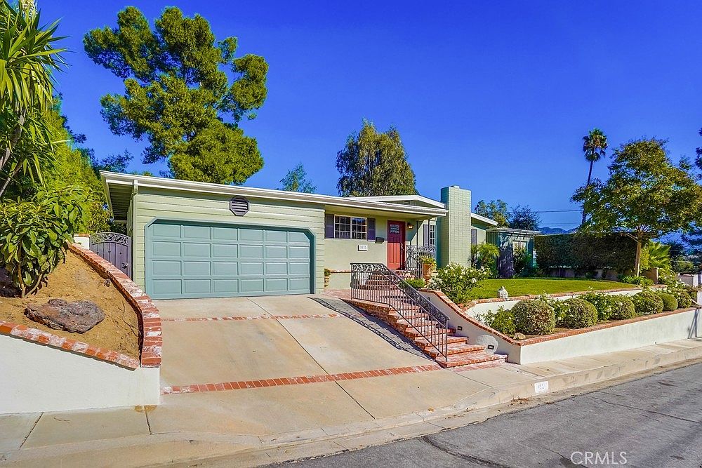 1035 Camann St, Glendale, CA 91208 | MLS #GD23202006 | Zillow
