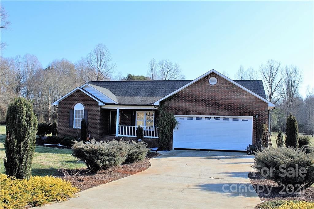 2412 Green Valley Ct, Vale, NC 28168 | Zillow