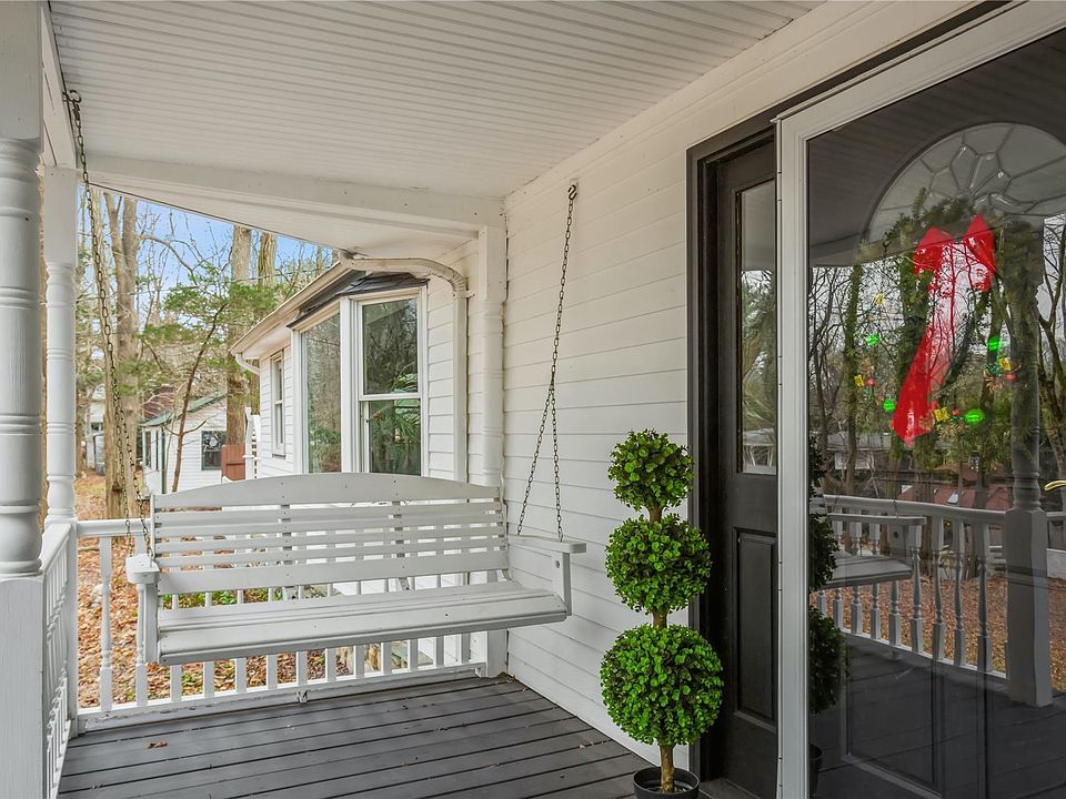 12 Lakeside Dr, Middle Island, NY 11953 | MLS #3467340 | Zillow