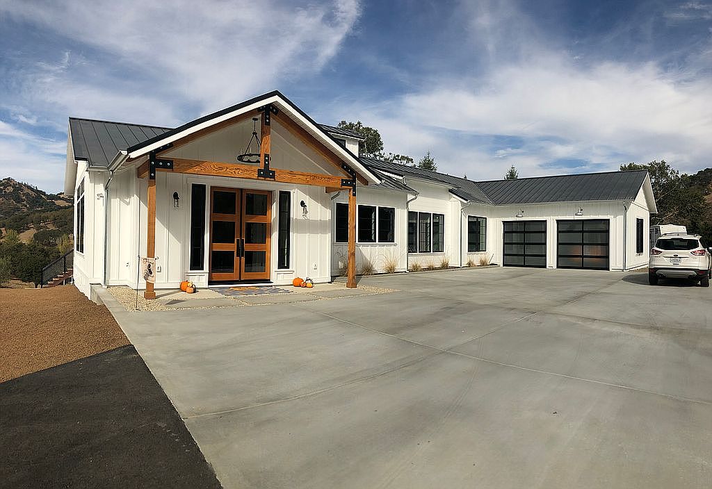 3051 Porter Creek Rd, Santa Rosa, CA 95404 | Zillow