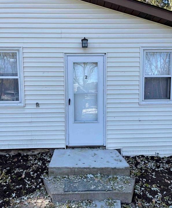 576 High St NE Unit 2, Canal Fulton, OH 44614 | Zillow