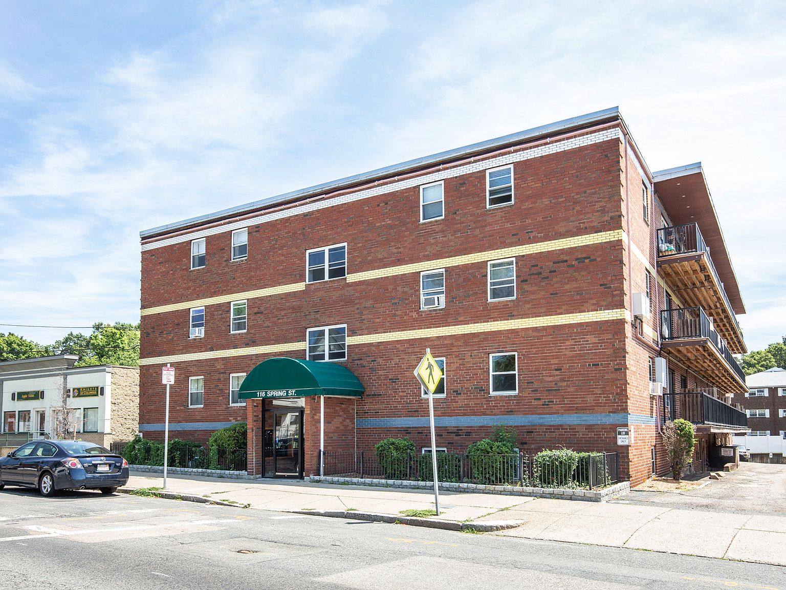 116 Spring St APT B1, Boston, MA 02132 | Zillow