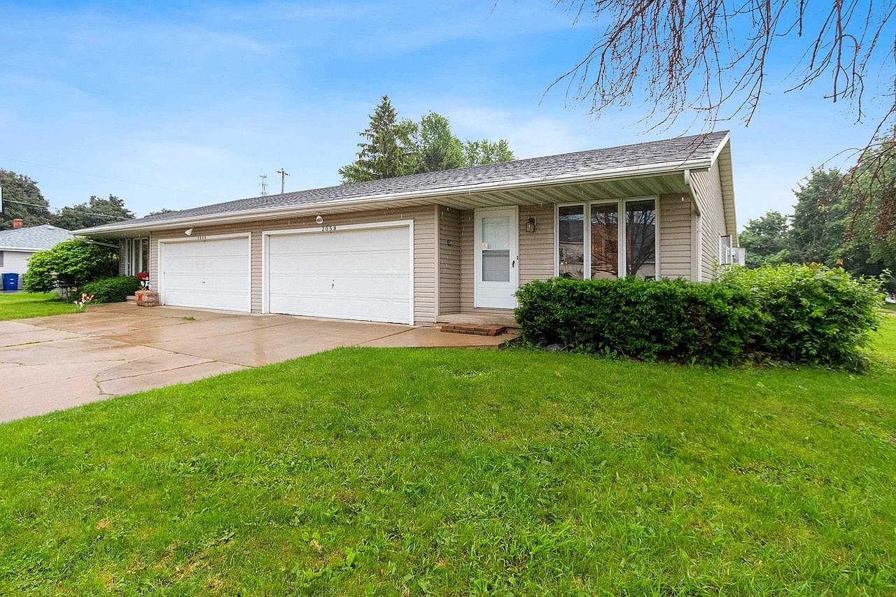 2060 AUGUST STREET, Green Bay, WI 54302 | Zillow
