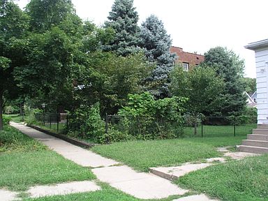 710 Spring St APT 2, Peoria, IL 61603 | Zillow