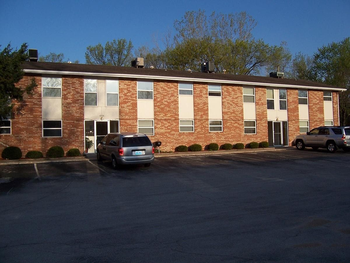 4524 NW Greystone Ct, Riverside, MO 64150 | Zillow