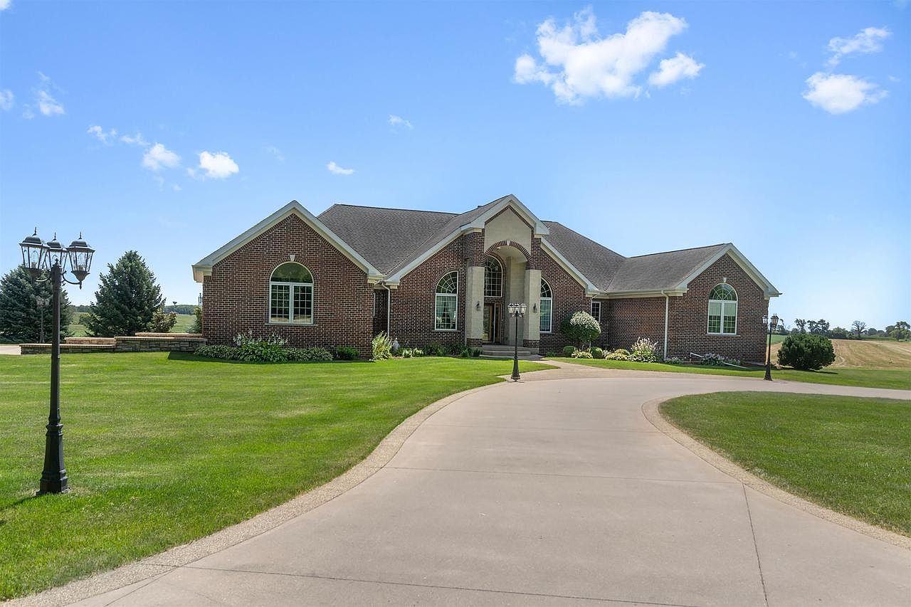 N880 Salt Box Road, Sharon, WI 53585 | Zillow