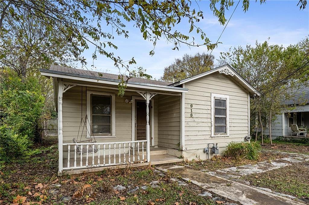 918 52nd St, Austin, TX 78751 | Zillow