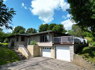 501 W Riverview Dr, Waterville, MN 56096 | MLS #7034897 | Zillow