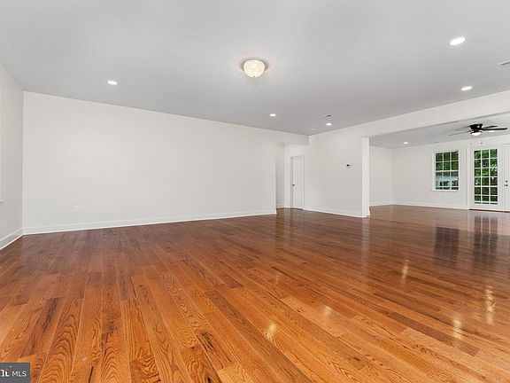 12300 Braddock Rd, Fairfax, VA 22030 | MLS #VAFX2167406 | Zillow