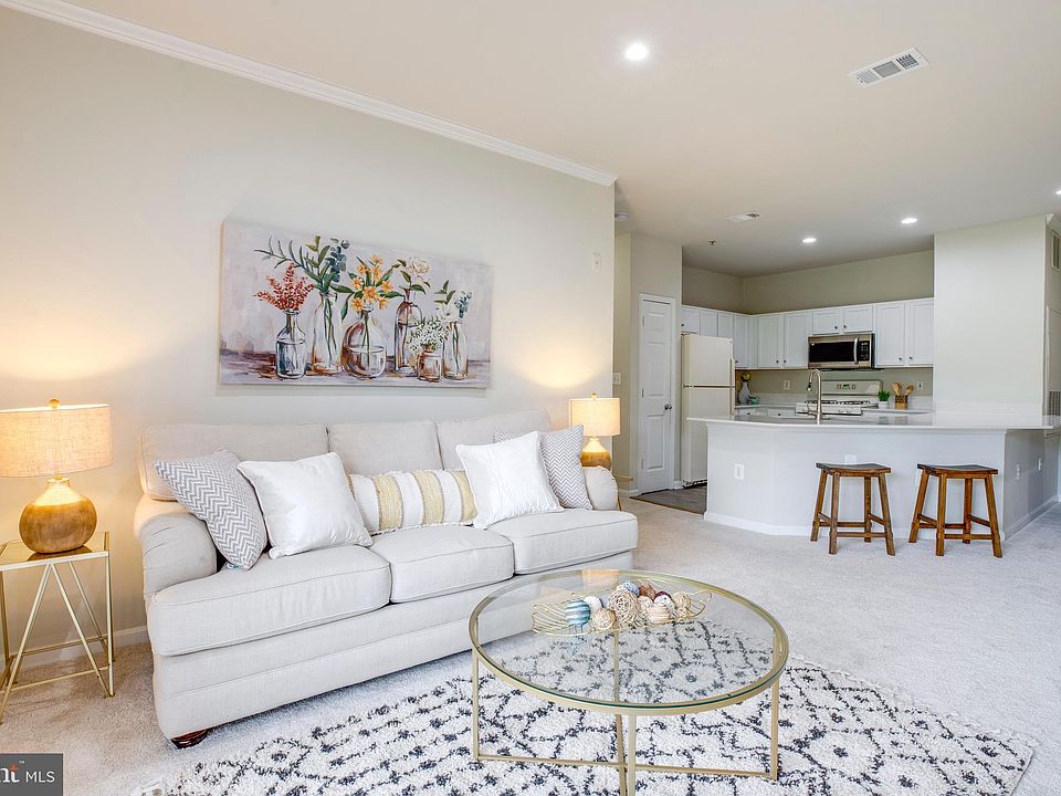 13329 Connor Dr #13329K, Centreville, VA 20120 | Zillow