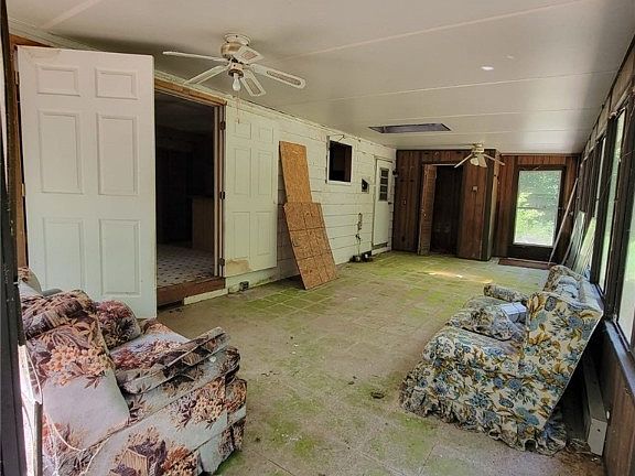 141 Printer Ln, Tappahannock, VA 22560 | MLS #2420086 | Zillow