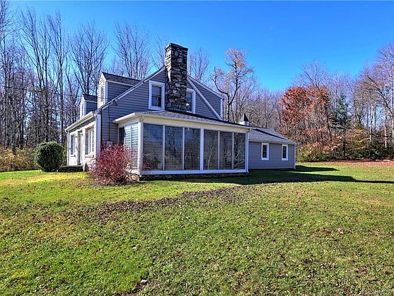 300 Center St, West Hartland, CT 06091 | MLS #170626698 | Zillow