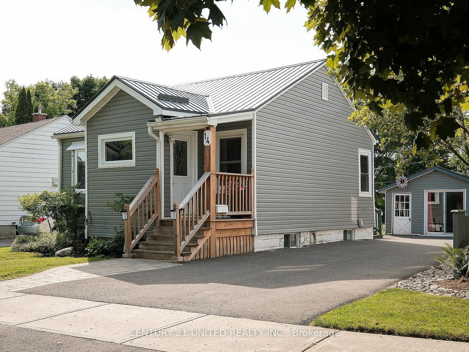 14 Edgewater Blvd, Peterborough, ON K9H 1A2 | Zillow