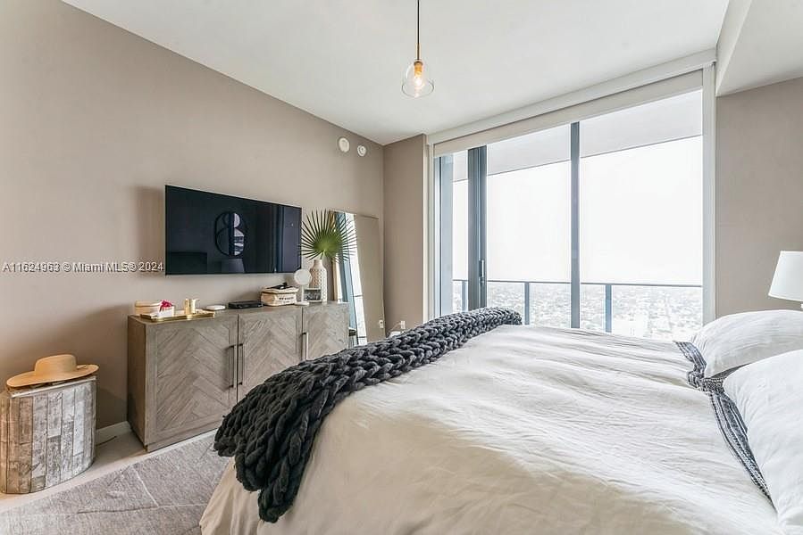 1000 Brickell Plz Miami FL | Zillow