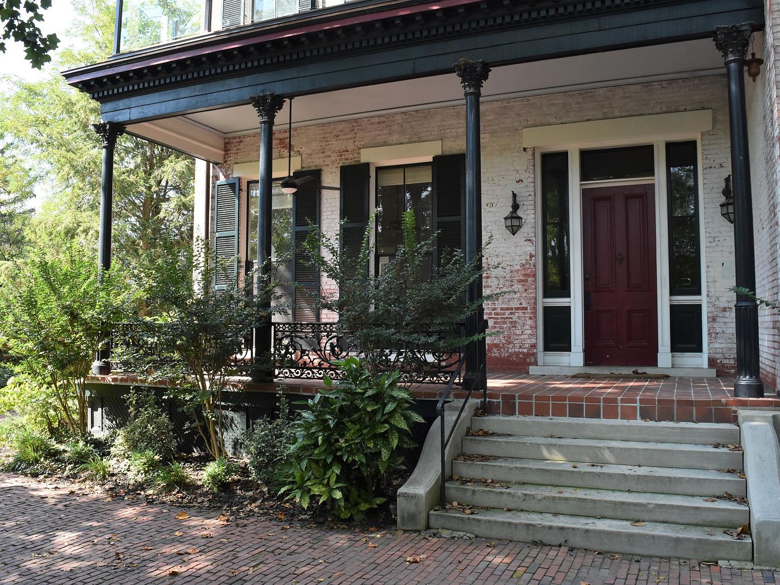 2114 Edgehill Rd APT A, Louisville, KY 40205 | Zillow