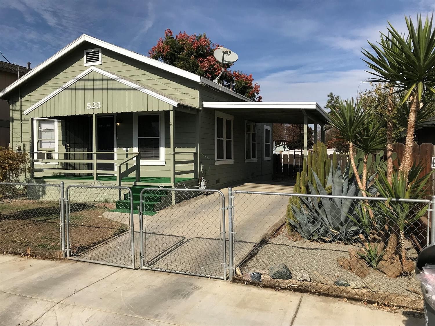 523 E Valley St, Coalinga, CA 93210 | Zillow