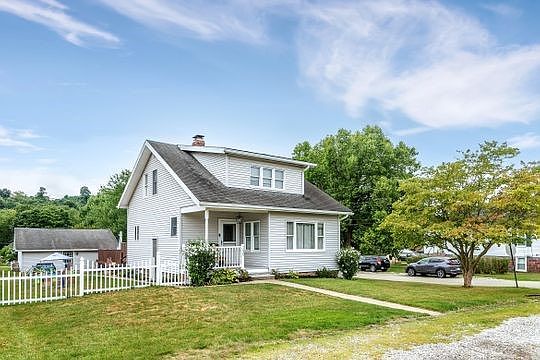 190 Hallam Ave, Meadowlands, PA 15347 | Zillow