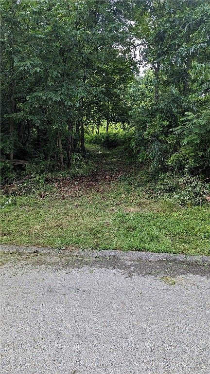 80 & 82 Lutes, Eighty Four, PA 15330 | Zillow