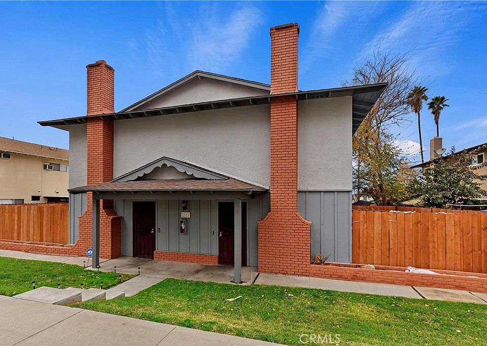 2989 Canyon Crest Dr, Riverside, CA 92507 | Zillow