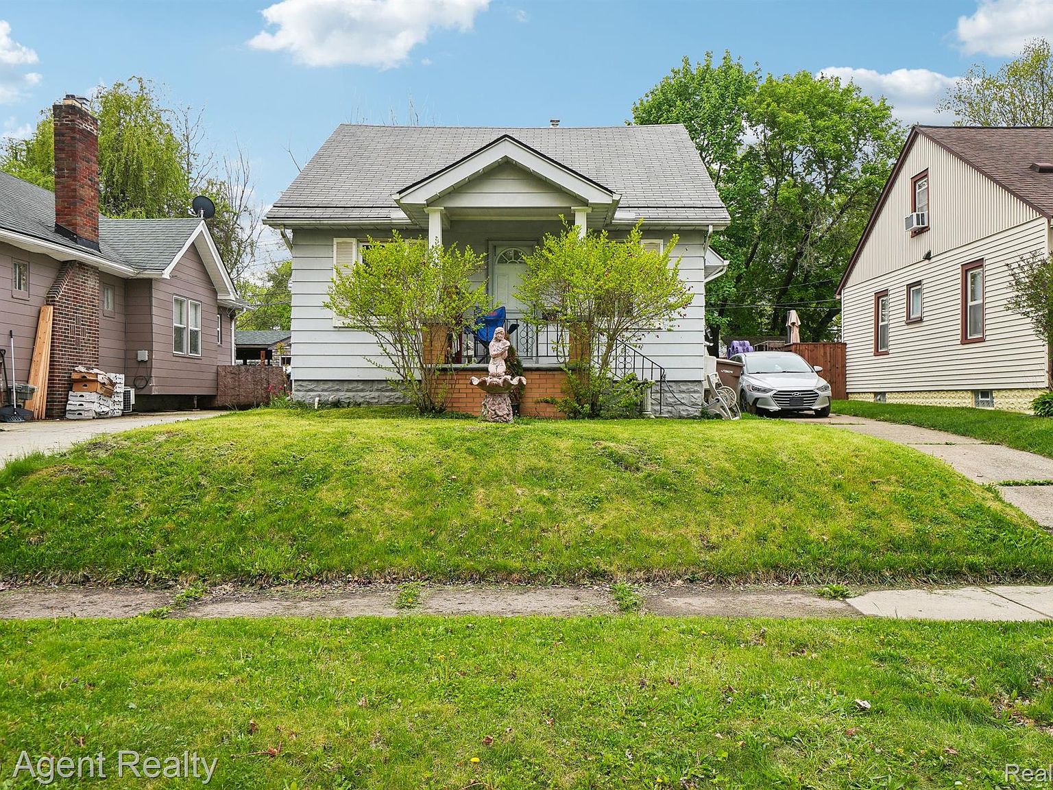 933 Cameron Ave, Pontiac, MI 48340 | Zillow