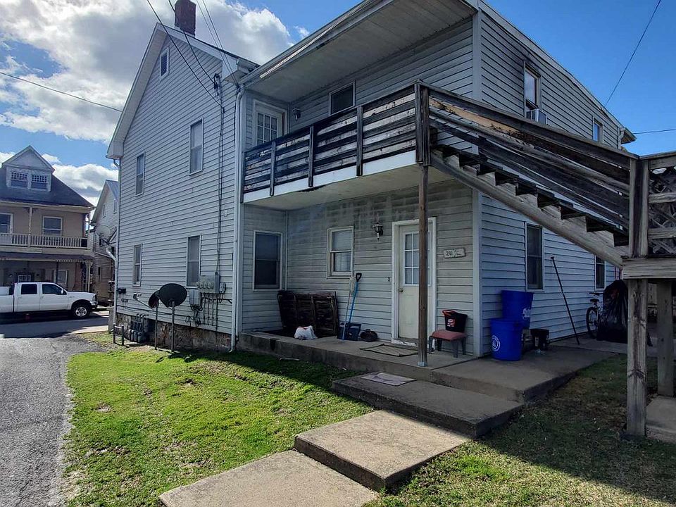 211 211/213 N Grand St, Lewistown, PA 17044 | Zillow