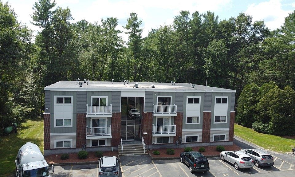 105-105G Capitol Hill Dr #105, Londonderry, NH 03053 | MLS #73152704 ...