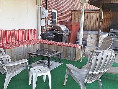 1840 Grape St, Pampa, TX 79065 | Zillow