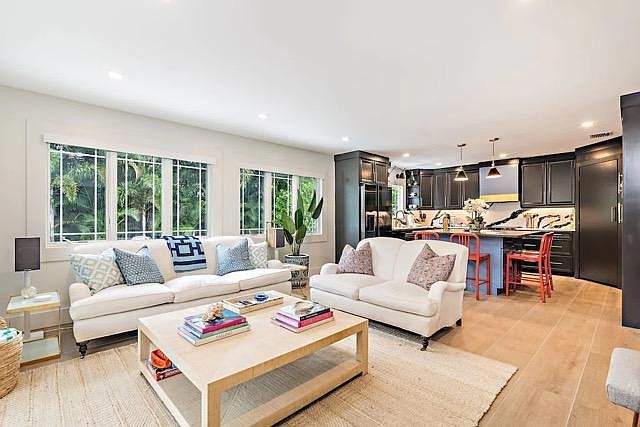 376 Colonial Rd, West Palm Beach, FL 33405 | Zillow