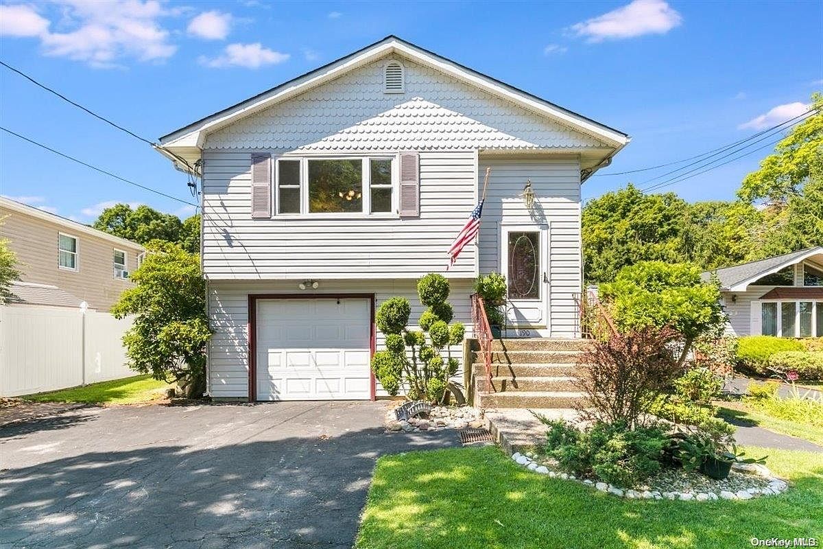 190 Dare Road, Selden, NY 11784 | Zillow