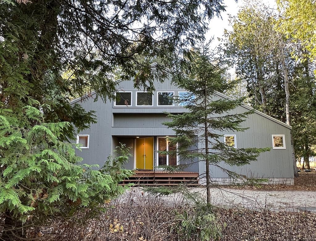 8683 W Moonlight Bay Dr, Baileys Harbor, WI 54202 | Zillow