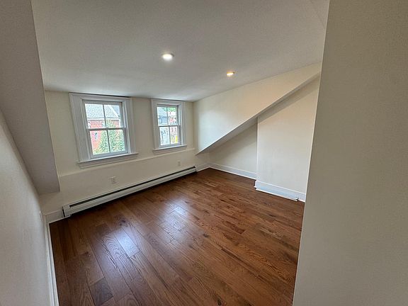 52 Chambers St #4, Newburgh, NY 12550 | Zillow