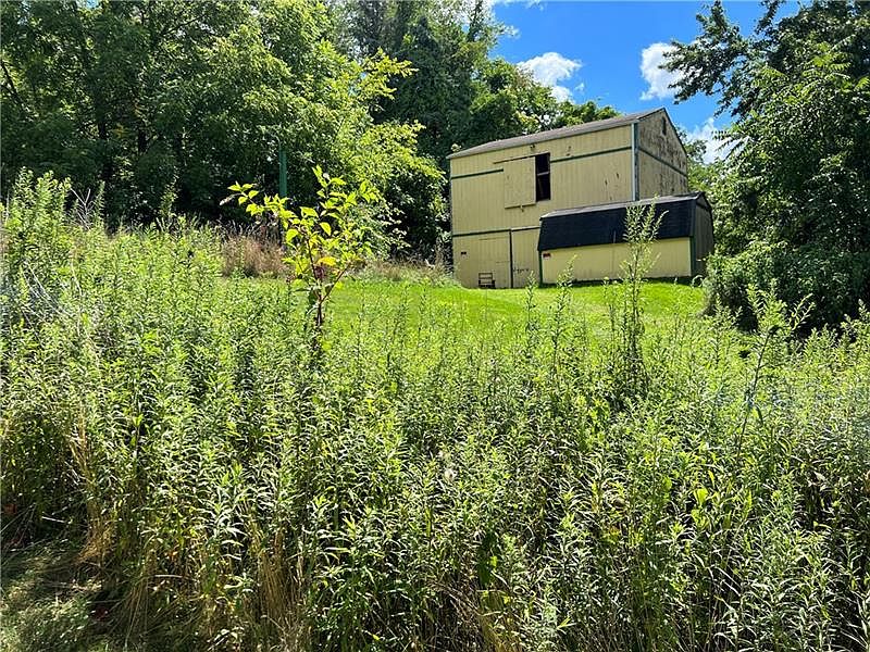 380 Turkeyfoot Rd, Venetia, PA 15367 | Zillow